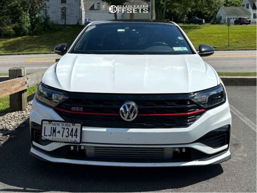 2019 Volkswagen Jetta with 18x8.5 43 Konig Ampliform and 245/35R18 ...