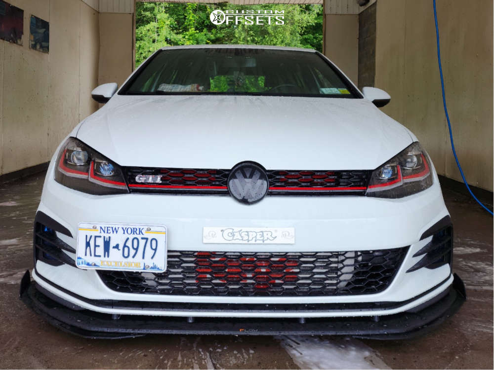 2020 Volkswagen GTI with 18x8.5 32 Rotiform Rse and 235/40R18 General G ...