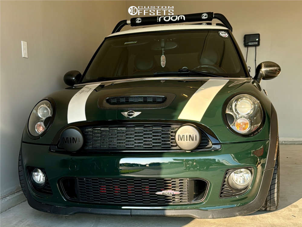 2010 Mini Cooper with 18x7.5 45 NM Engineering Rse12 and 215/40R18 ...