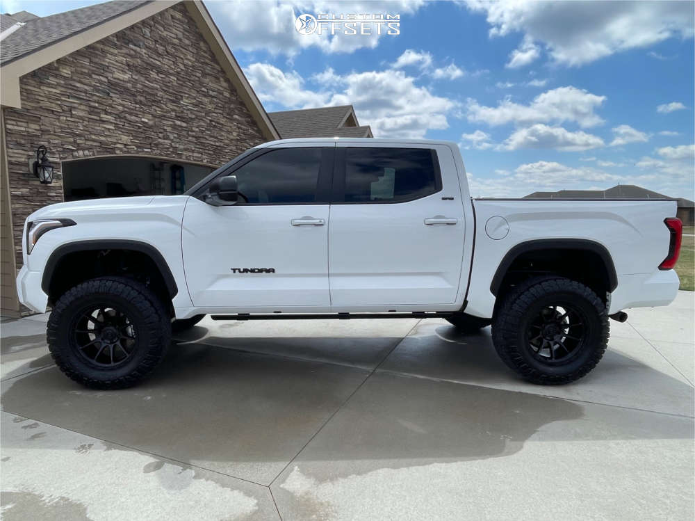 2024 Toyota Tundra with 20x10 -24 TIS 563b and 37/12.5R20 Nitto Ridge ...