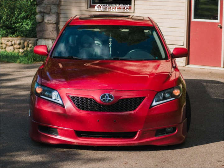 2008 Toyota Camry with 18x8.5 35 Aodhan Ds02 and 215/35R18 Lexani Lxuhp ...
