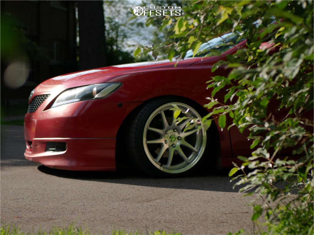 2008 Toyota Camry with 18x8.5 35 Aodhan Ds02 and 215/35R18 Lexani Lxuhp ...