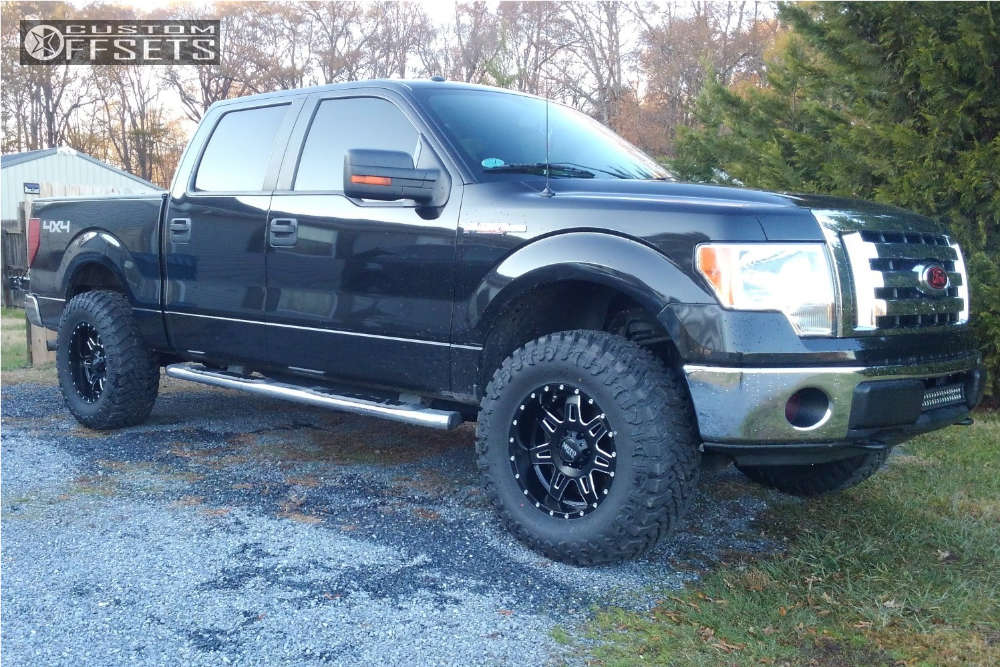 2012 Ford F-150 with 18x9 -12 Moto Metal Mo975 and 35/12.5R18 Atturo ...