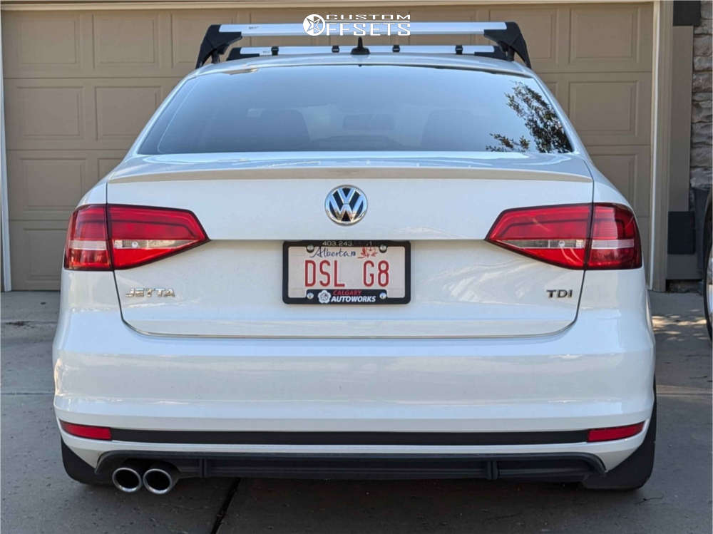 2015 Volkswagen Jetta with 17x8 35 Rotiform Rse and 225/45R17 Michelin ...