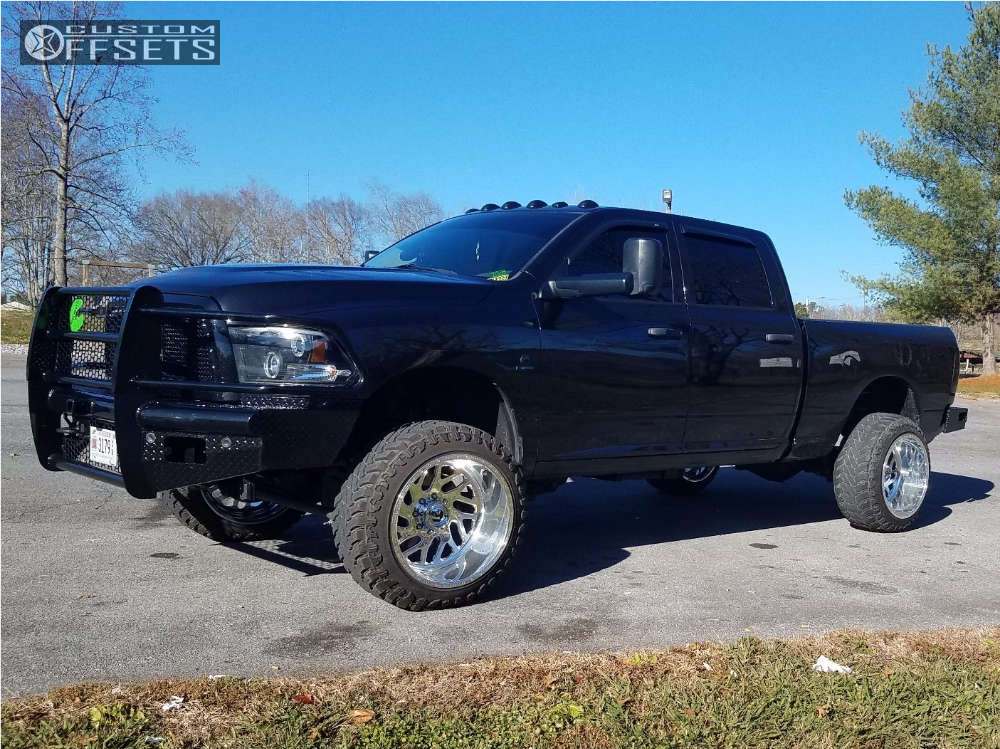 2015 Ram 2500 with 22x14 -76 Fuel Forged Ff29 and 35/12.5R22 Atturo ...