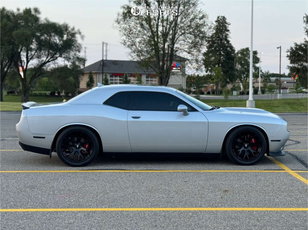 2023 Dodge Challenger with 20x9 20 Voxx Replicas Hellcat and 275/40R20 ...