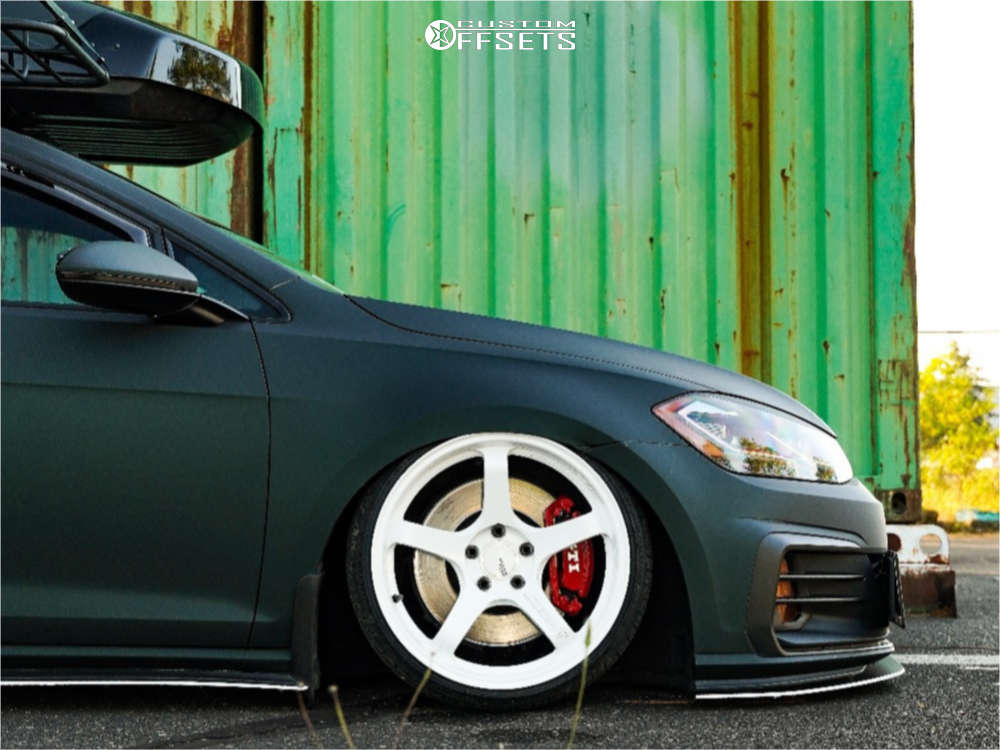 2018 Volkswagen GTI with 18x9.5 25 Advan Racing Gt Beyond and 215/35R18 ...