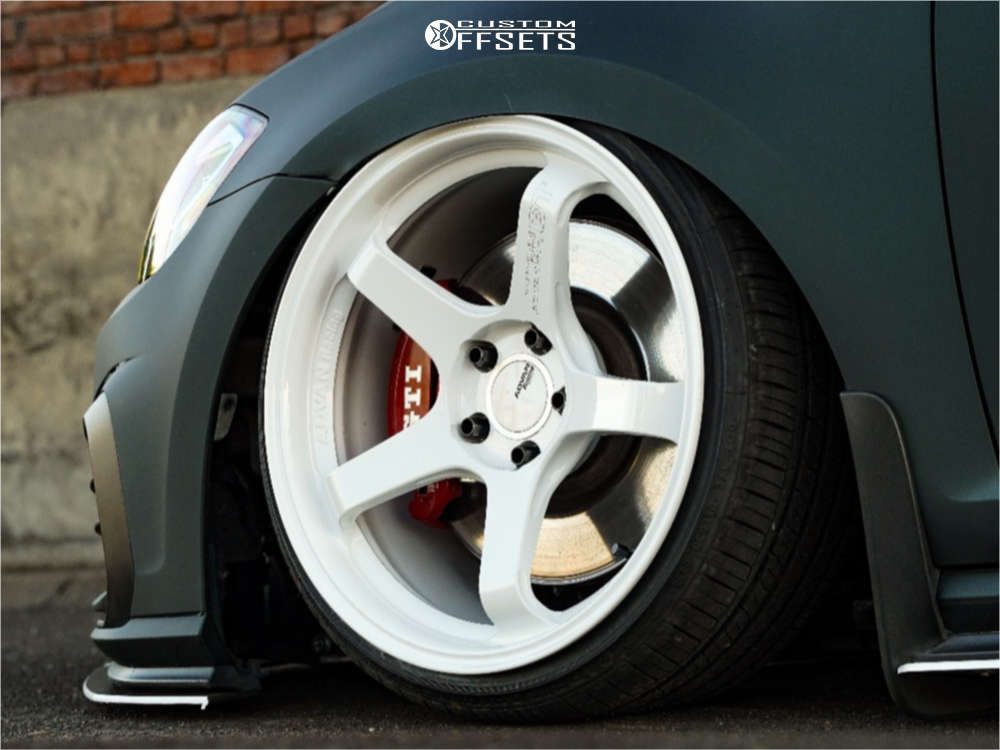 2018 Volkswagen GTI with 18x9.5 25 Advan Racing Gt Beyond and 215/35R18 ...