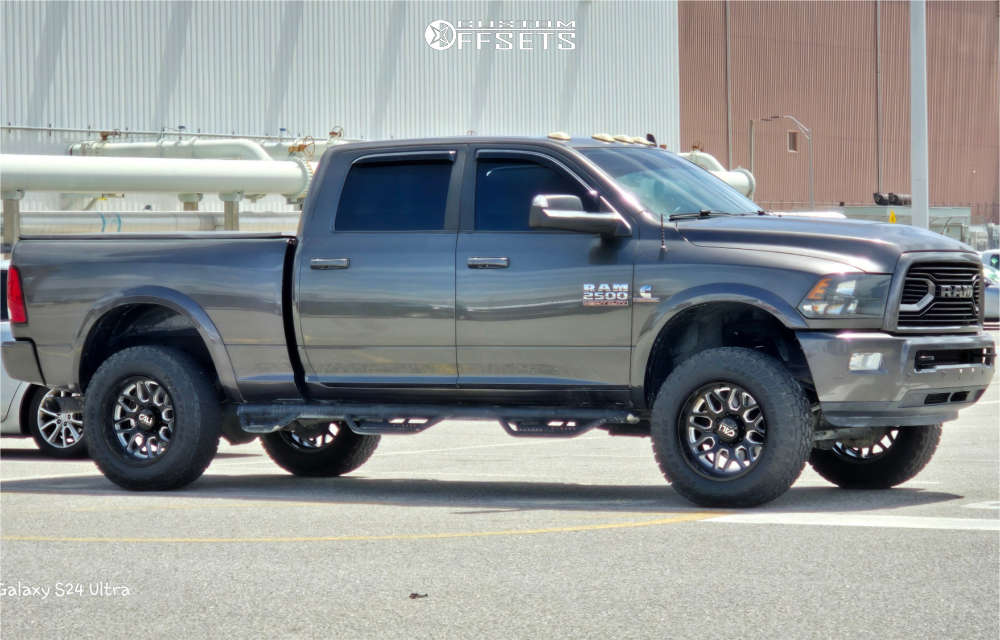 2018 Ram 2500 with 20x10 -25 Cali Offroad Invader and 285/65R20 Toyo ...