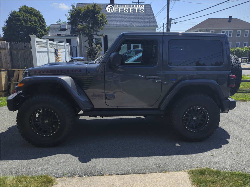 2019 Jeep Wrangler with 17x9 -12 Dirty Life Canyon Pro and 35/12.5R17 ...