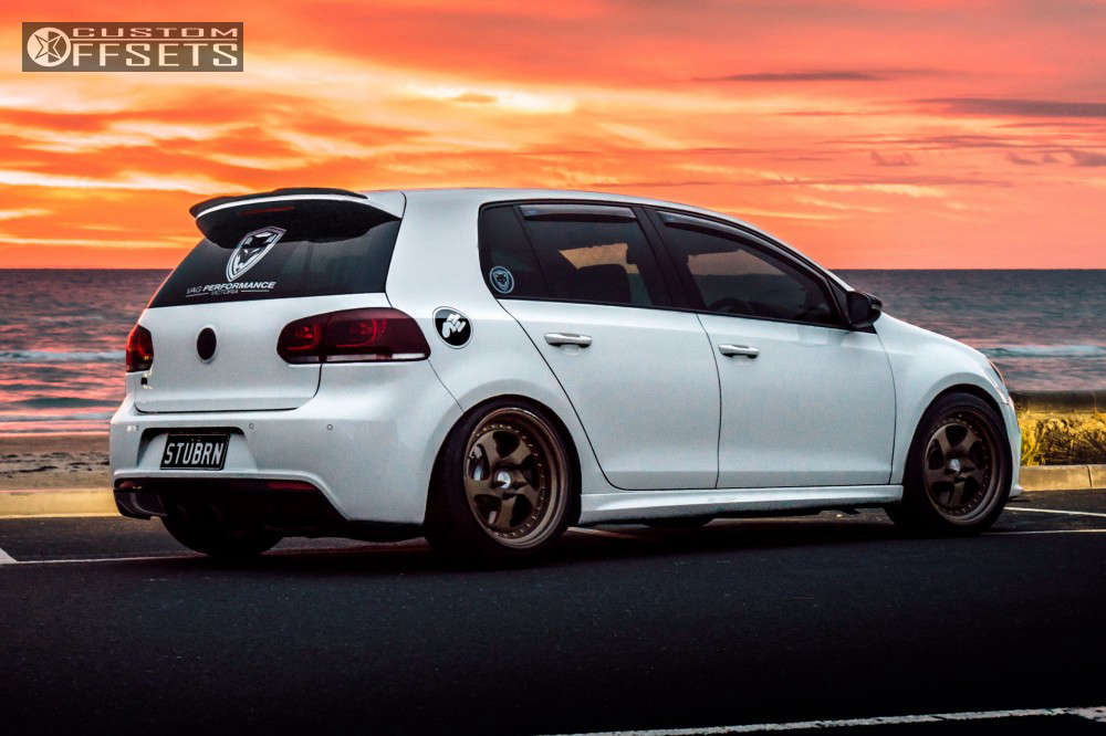 2011 Volkswagen Golf R with 18x8.5 30 ESR Sr02 and 225/40R18 Goodyear ...