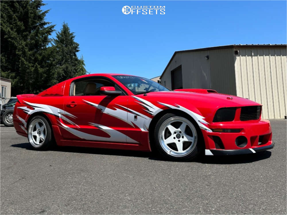2005 Ford Mustang with 18x9.5 35 ESR Cr5 and 245/40R18 Lexani LX-Six II ...