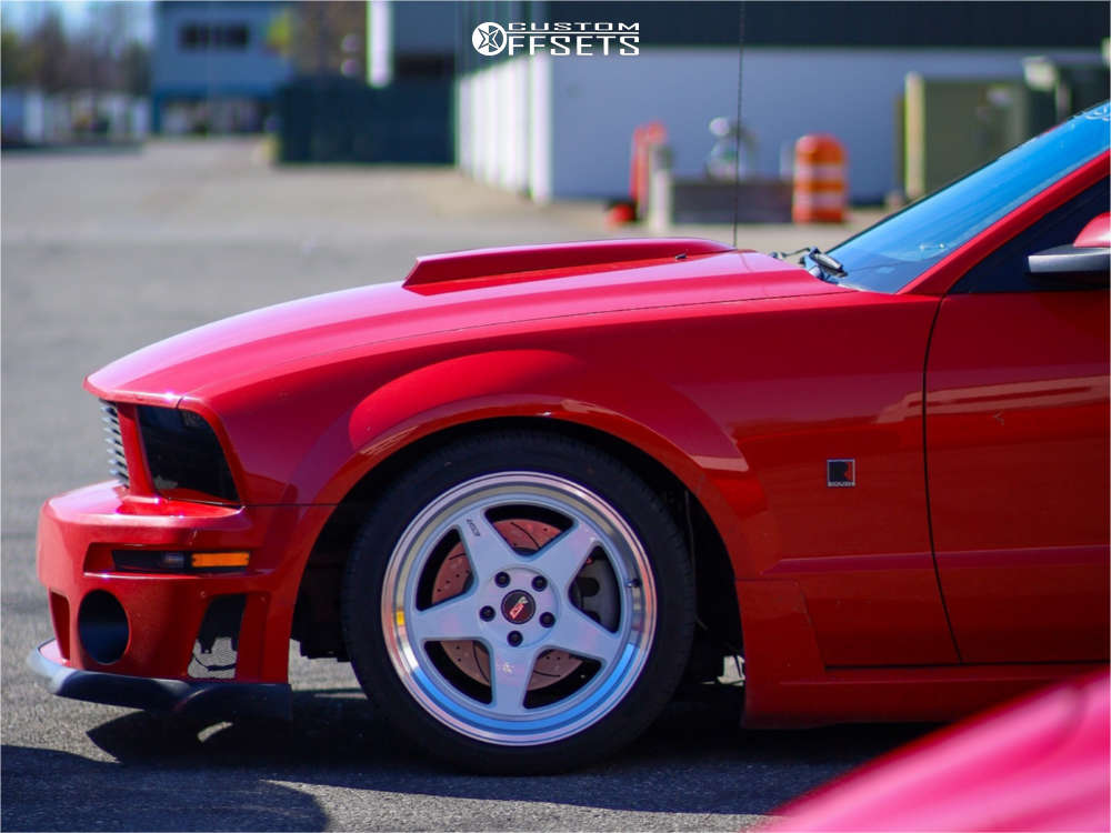 2005 Ford Mustang with 18x9.5 35 ESR Cr5 and 245/40R18 Lexani LX-Six II ...