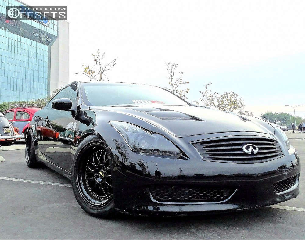 2008 INFINITI G37 with 18x10.5 22 ESR Sr01 and 235/50R18 Firestone All ...