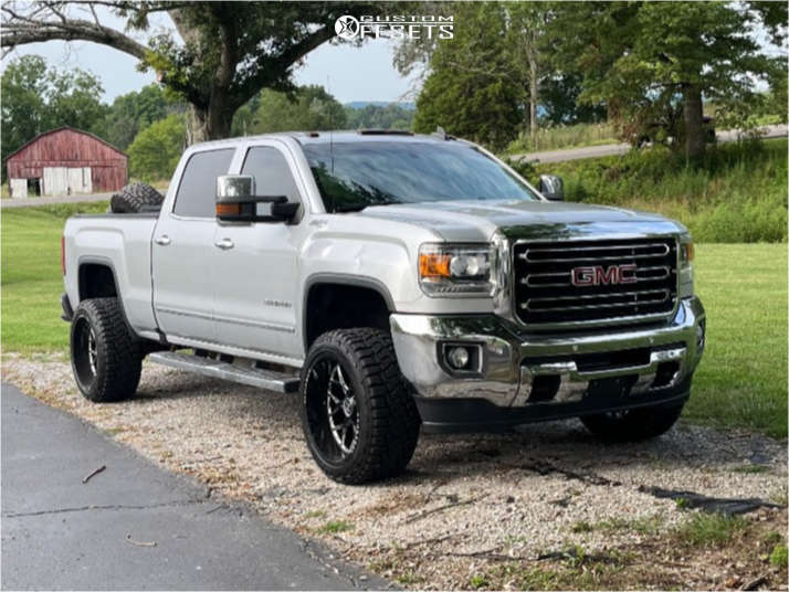 2017 GMC Sierra 2500 HD with 22x12 -44 Hardcore Offroad Hc104 and 33/12 ...