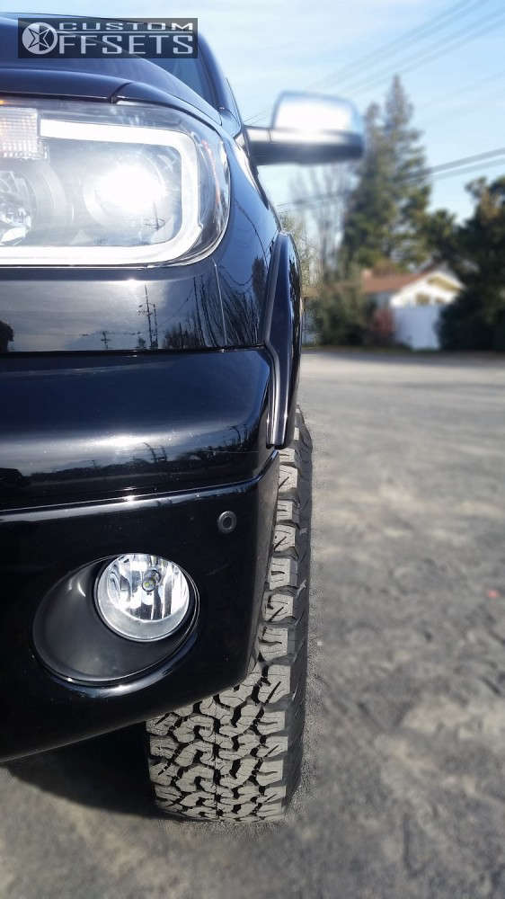 2013 Toyota Tundra with 18x9 -12 K2 Offroad Dome and 275/70R18 ...