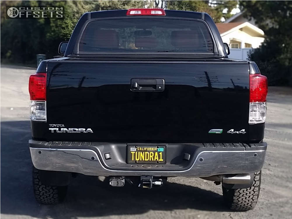 2013 Toyota Tundra with 18x9 -12 K2 Offroad Dome and 275/70R18 ...