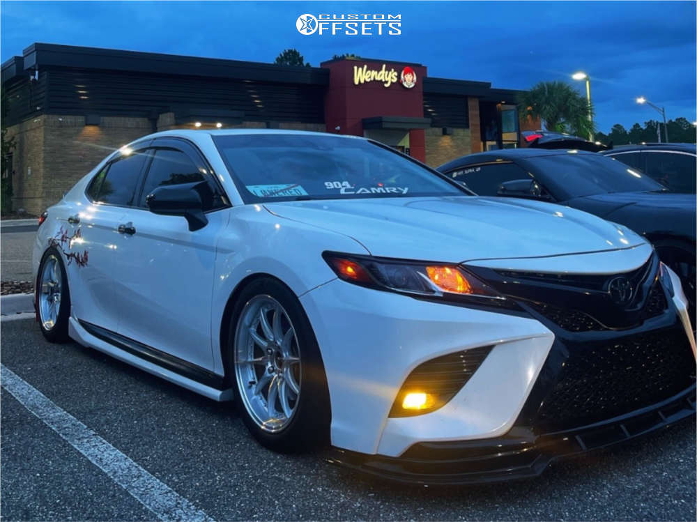2020 Toyota Camry with 18x8.5 35 Aodhan Ds07 and 235/45R18 Continental ...
