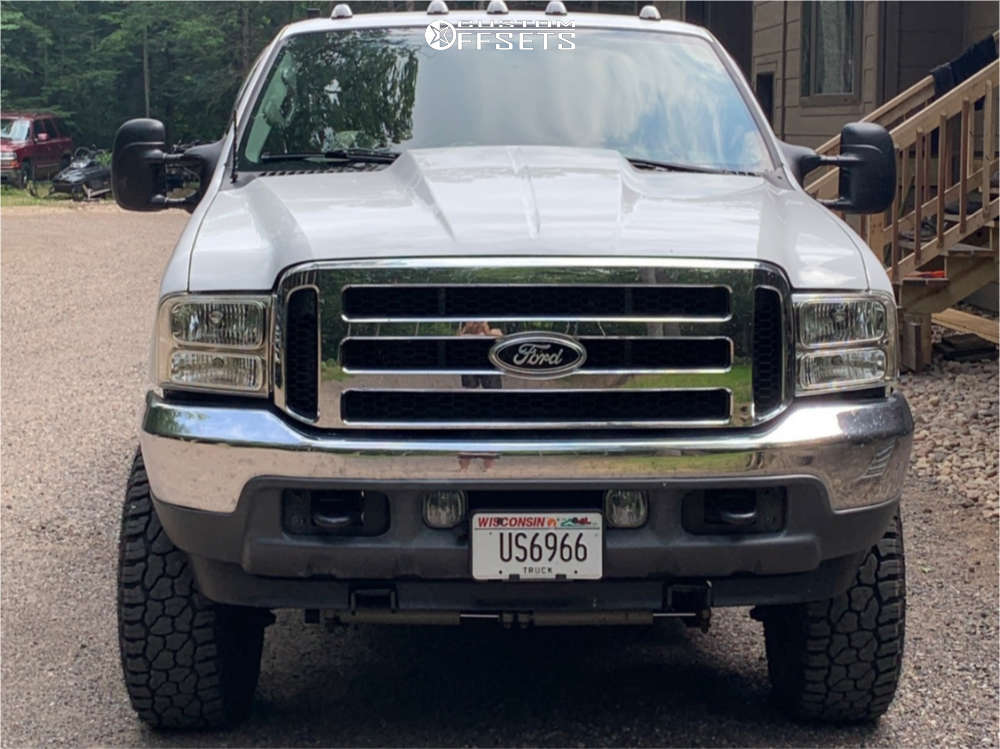 2001 Ford F-250 Super Duty with 18x9 -12 Fuel Blitz and 35/12.5R18 ...