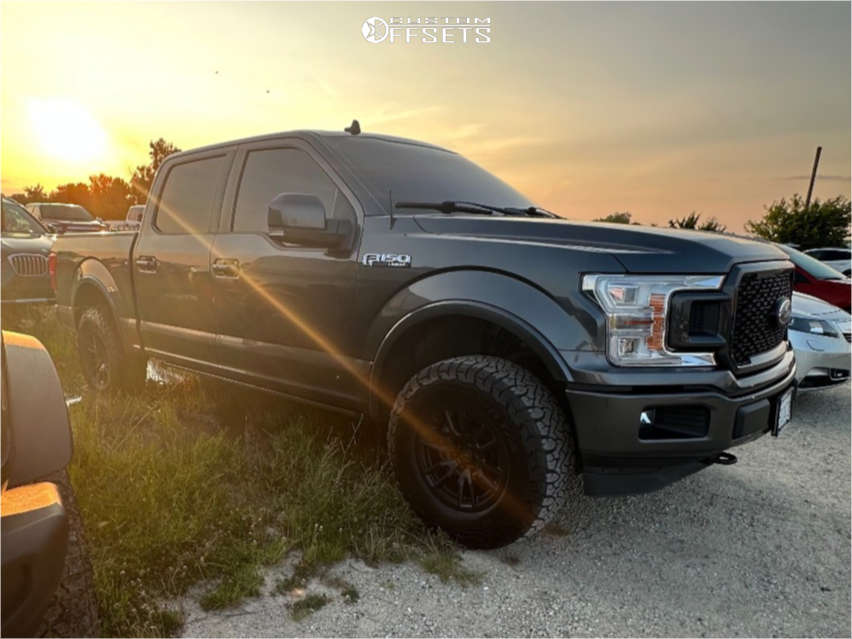 2020 Ford F-150 with 17x8.5 0 Icon Alloys Vector 6 and 285/70R17 ...