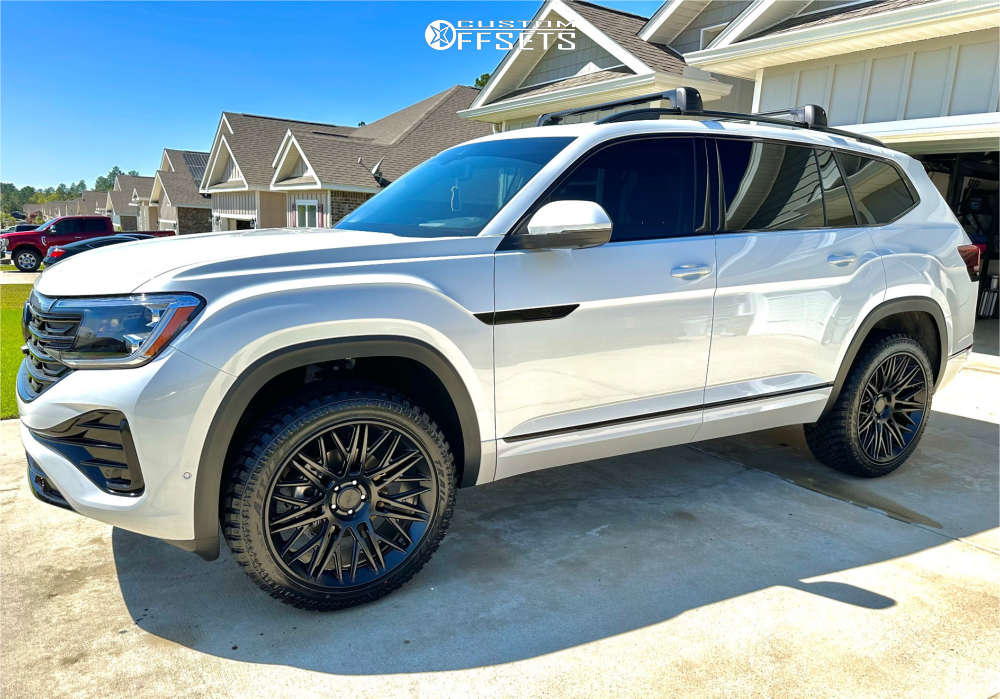2024 Volkswagen Atlas with 22x10 20 Rotiform Jdr and 275/45R22 Atturo ...