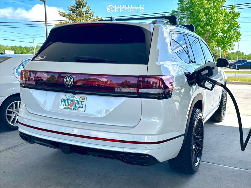 2024 Volkswagen Atlas with 22x10 20 Rotiform Jdr and 275/45R22 Atturo Trail Blade Xt and ...