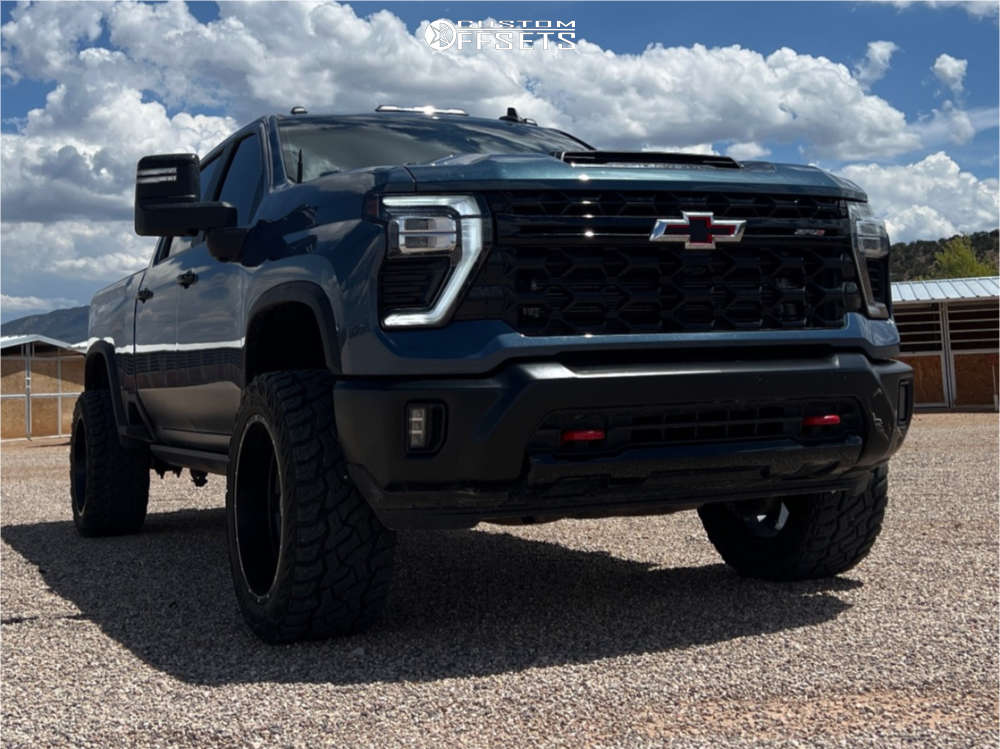 2024 Chevrolet Silverado 2500 HD with 22x12 -44 Hostile Alpha and 35/13.5R22 Predator New Mutant ...