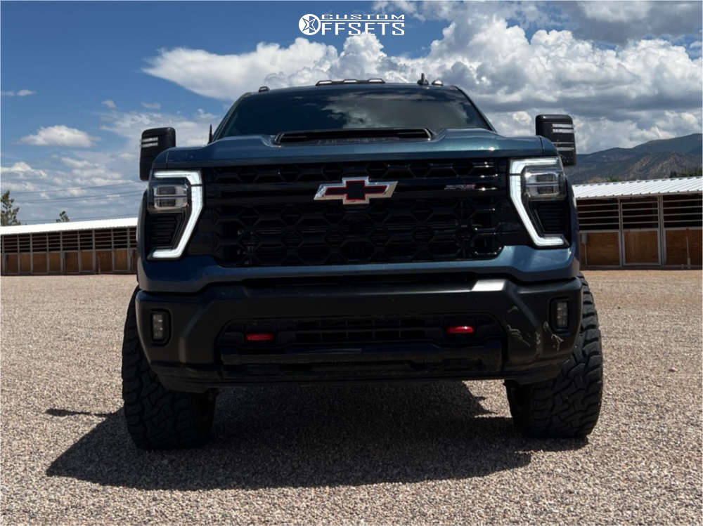 2024 Chevrolet Silverado 2500 HD with 22x12 -44 Hostile Alpha and 35/13 ...