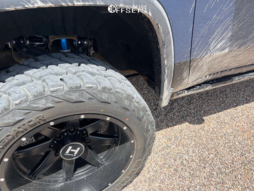 2024 Chevrolet Silverado 2500 HD with 22x12 -44 Hostile Alpha and 35/13.5R22 Predator New Mutant ...