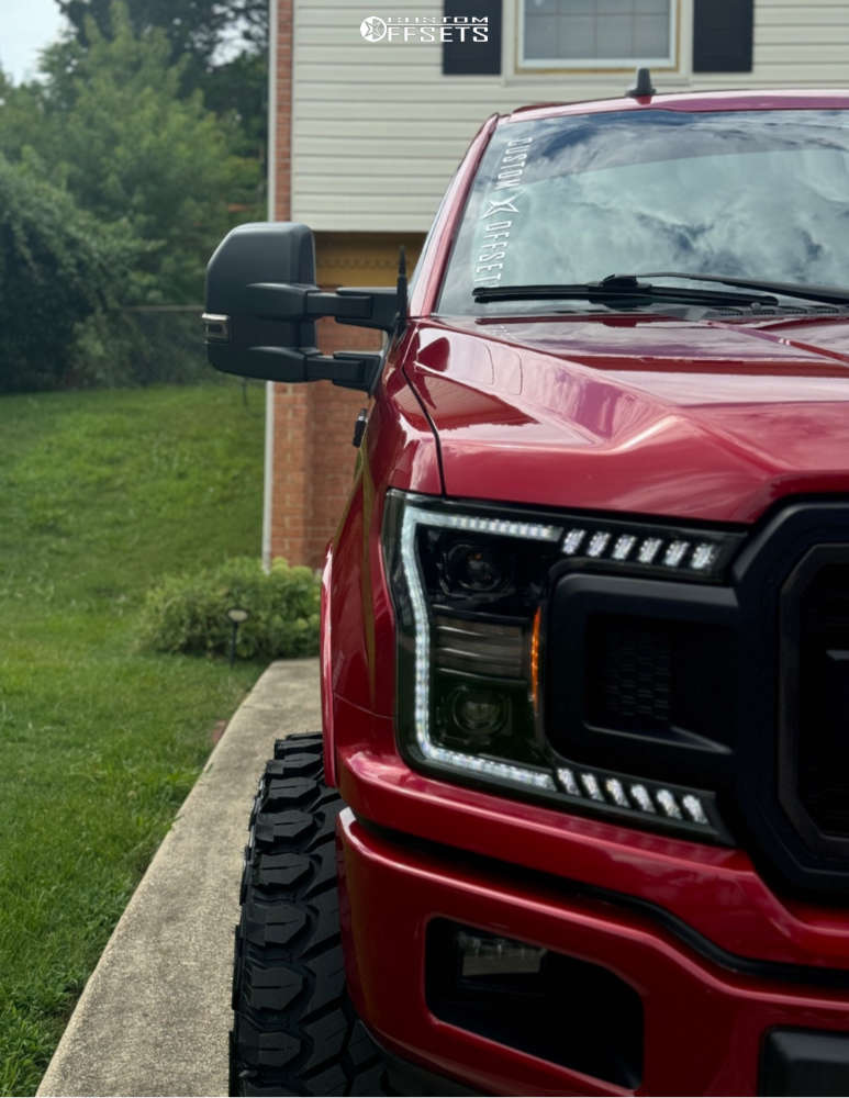 2020 Ford F-150 with 24x12 -51 Vision Razor and 35/12.5R24 Gladiator ...