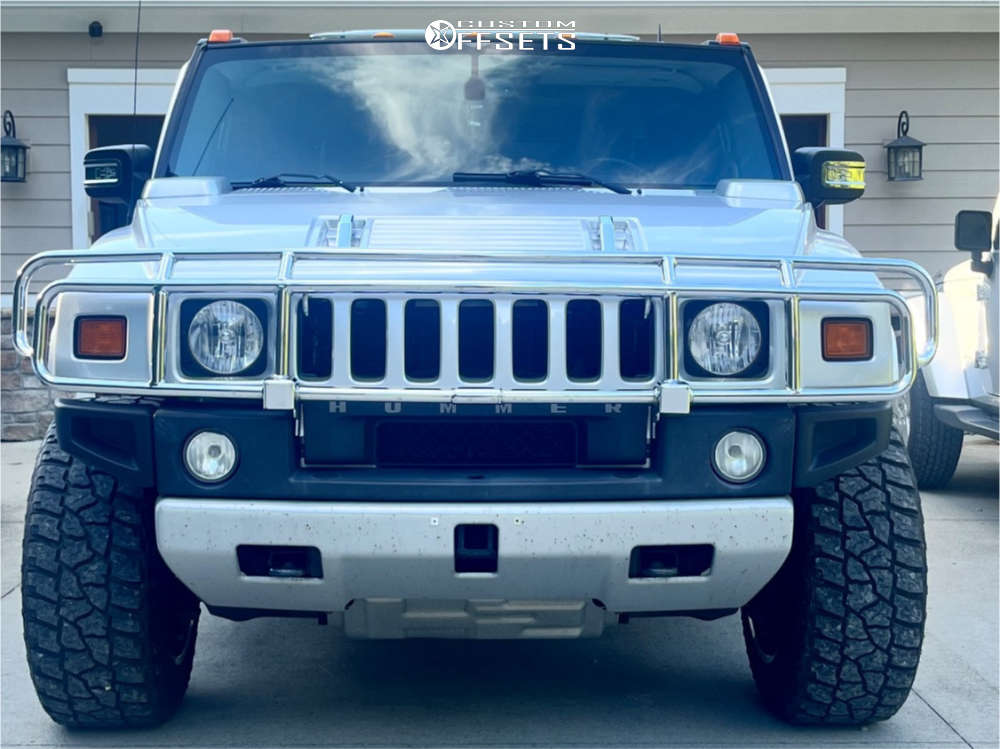 2009 Hummer H2 with 20x12 -44 Gear Off-Road Leverage and 35/12.5R20 ...