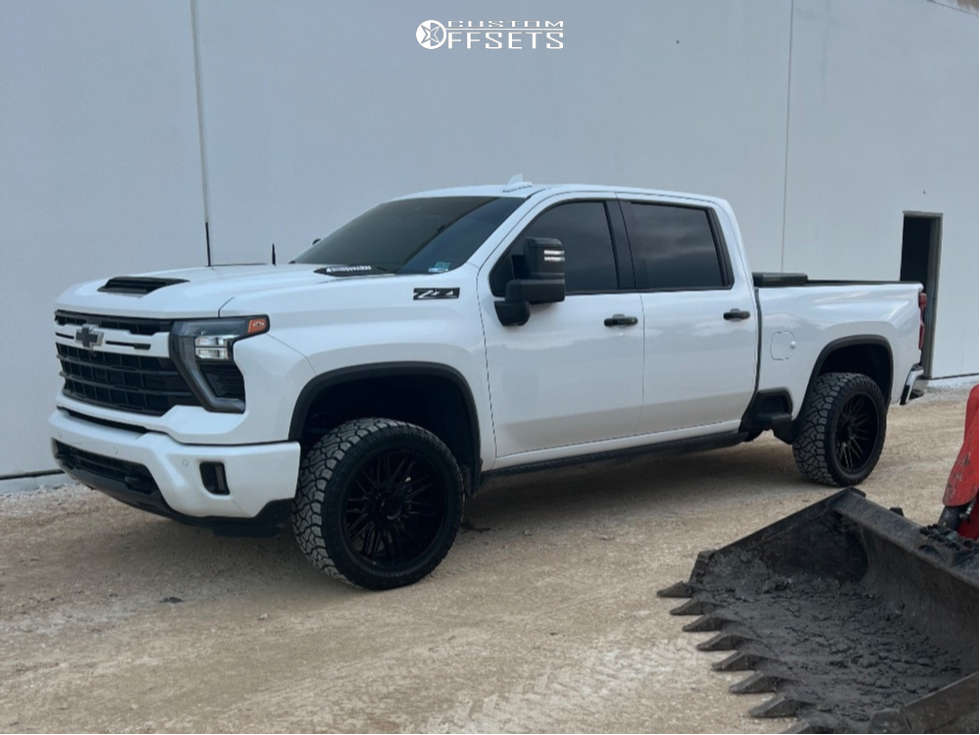 2024 Chevrolet Silverado 2500 HD with 22x10 -12 Gear Off-Road Lumen and ...