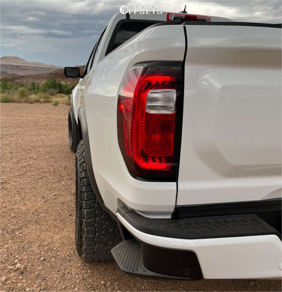 2024 GMC Canyon with 17x8.5 0 RRW Rr7-s Flow Form and 275/70R17 Falken ...