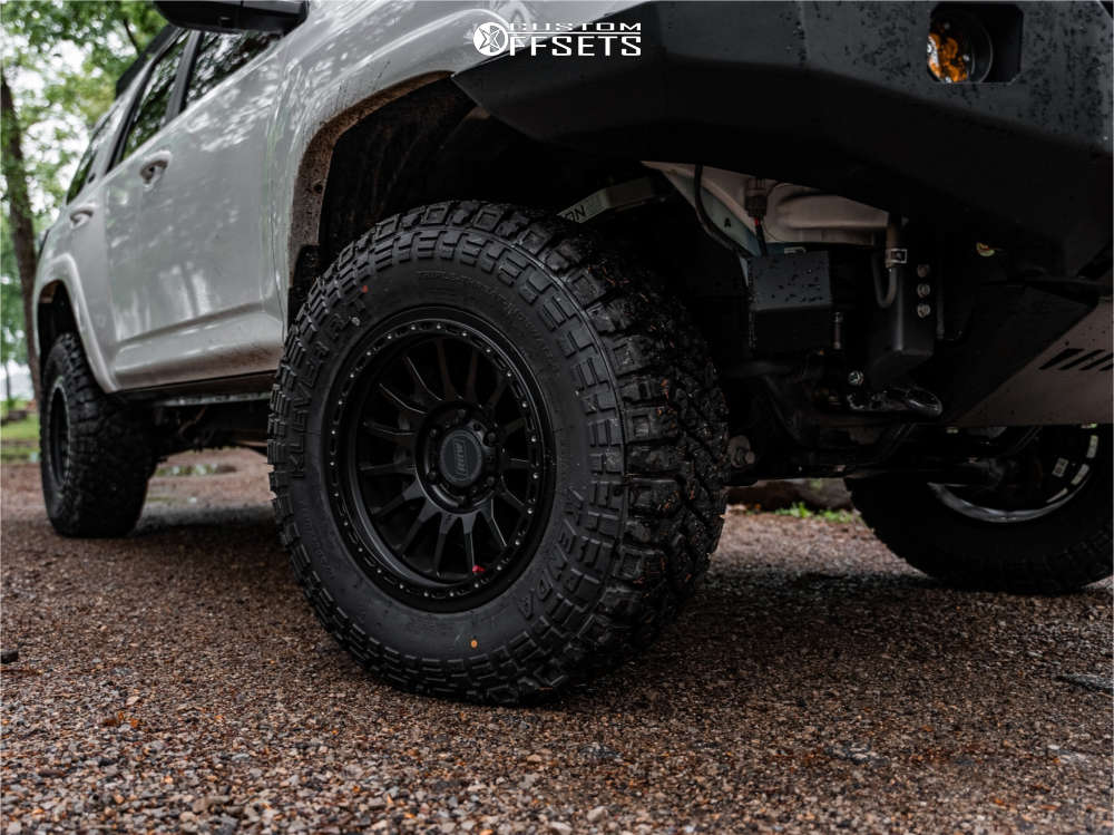 2021 Toyota 4Runner with 17x8.5 0 RRW Rr7-h Flow Form and 265/70R17 ...