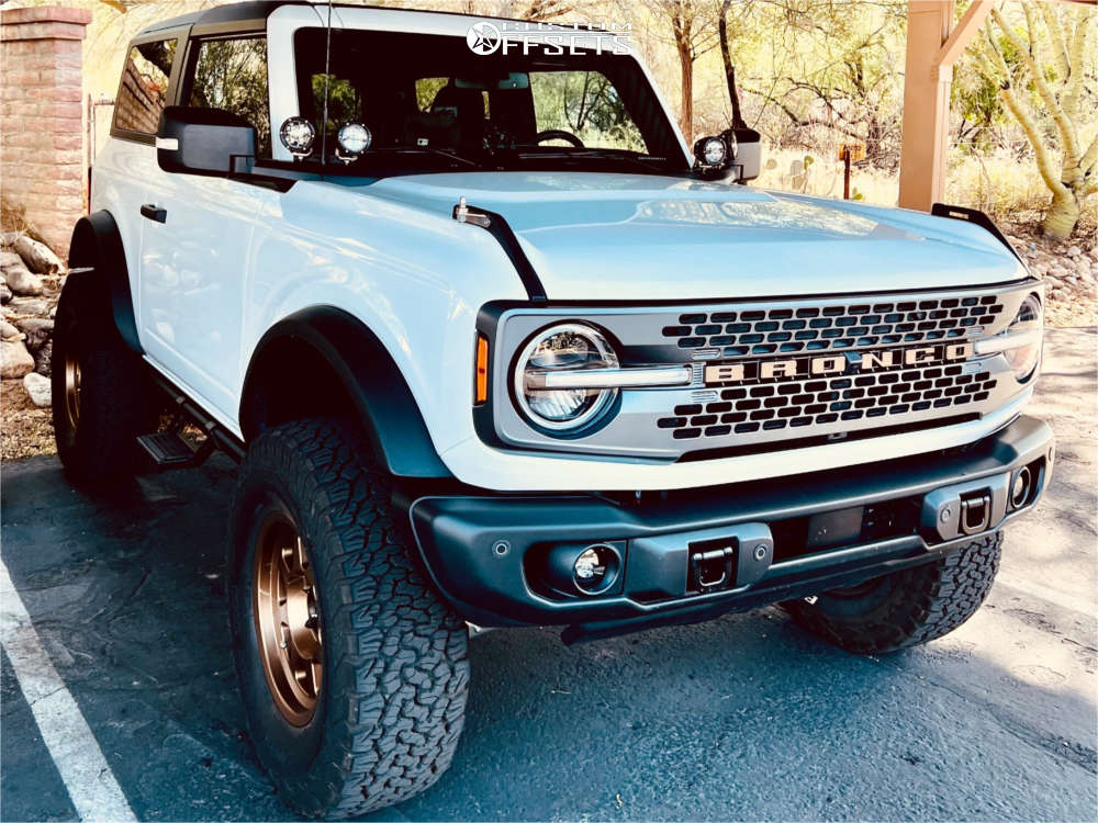 2023 Ford Bronco with 17x8.5 0 Method Mr701 and 35/12.5R17 BFGoodrich ...