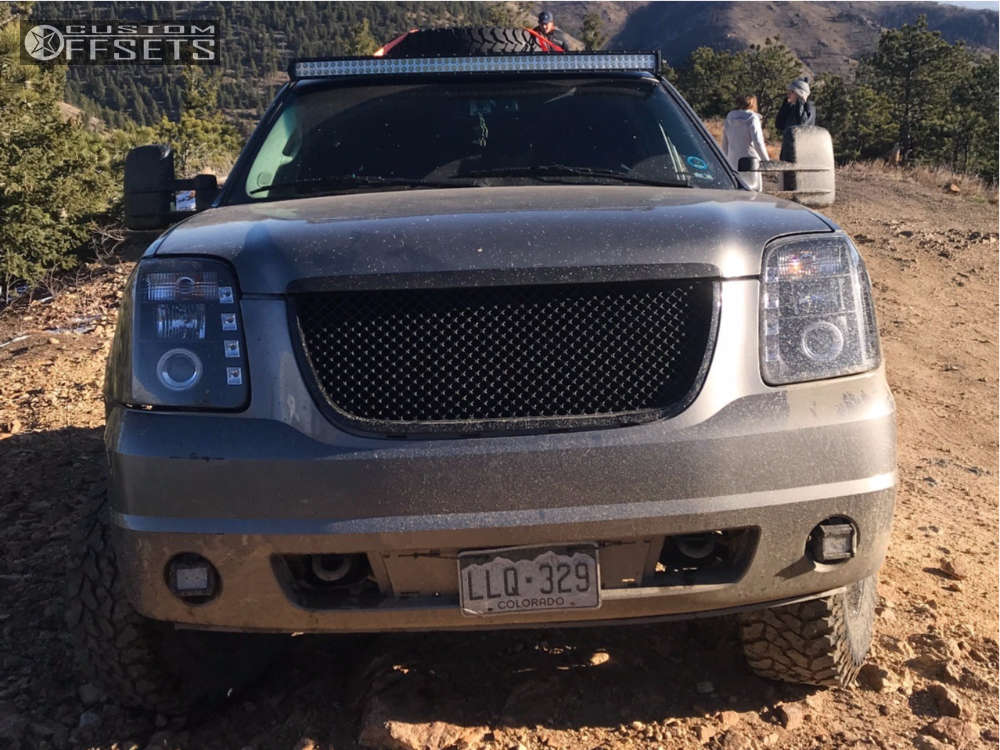 2008 GMC Yukon with 17x9 -12 Scorpion Sc10 and 285/75R17 Firestone ...