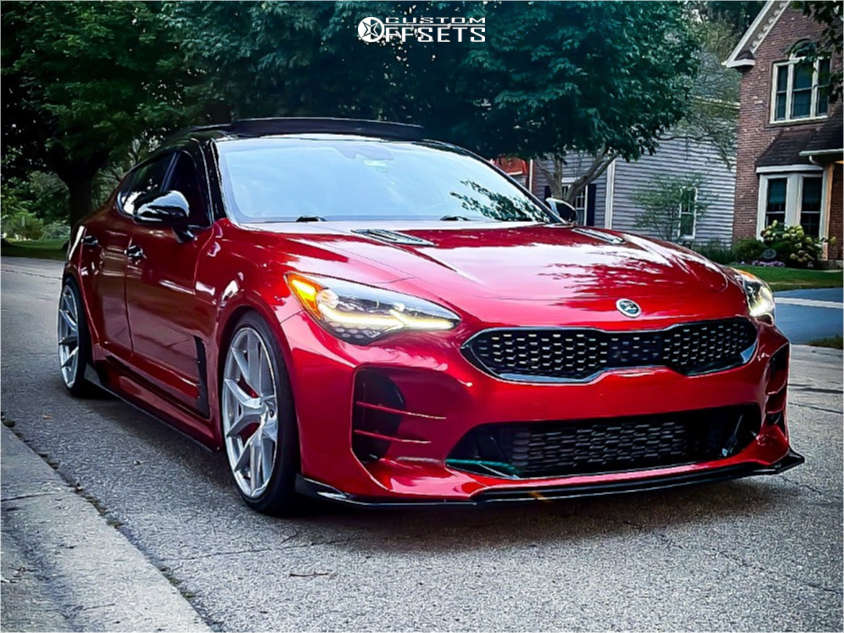 2019 Kia Stinger with 20x9 30 Aodhan Aff7 and 245/35R20 Arroyo Grand ...