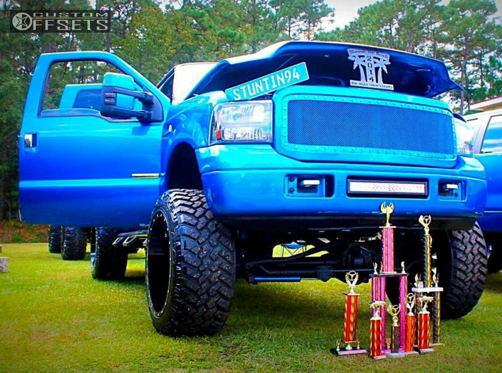 1999 Ford F-250 Super Duty with 24x14 -75 Fuel Maverick and 38/13.5R24 ...