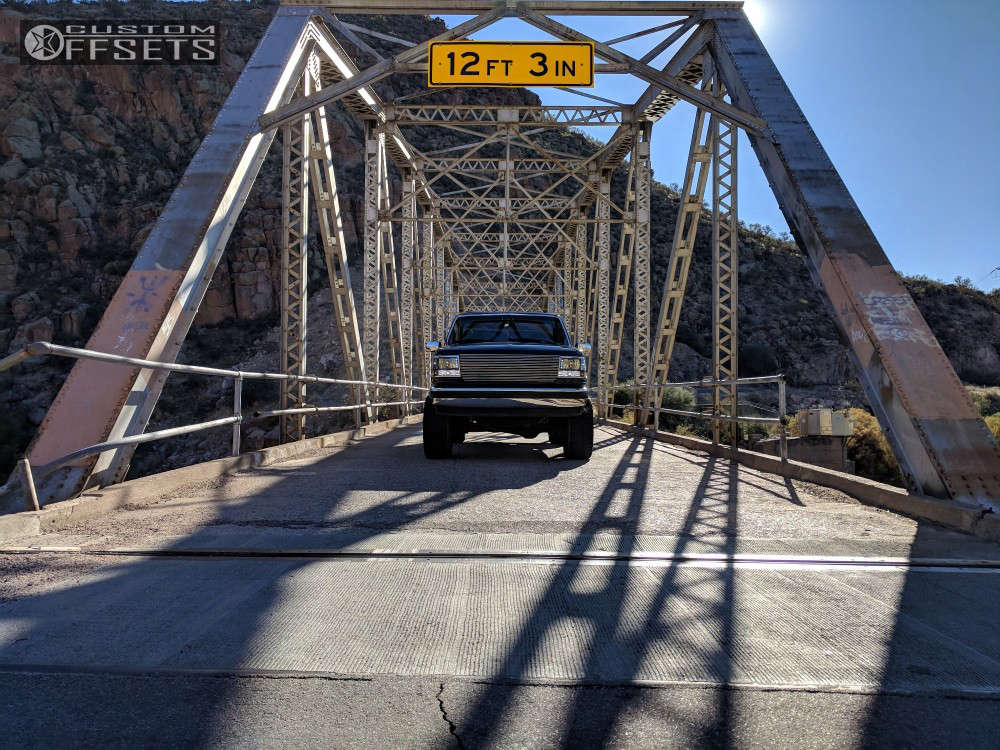 1995 Ford F-150 with 20x12 -44 Gima Overdrive and 33/12.5R20 Nitto ...