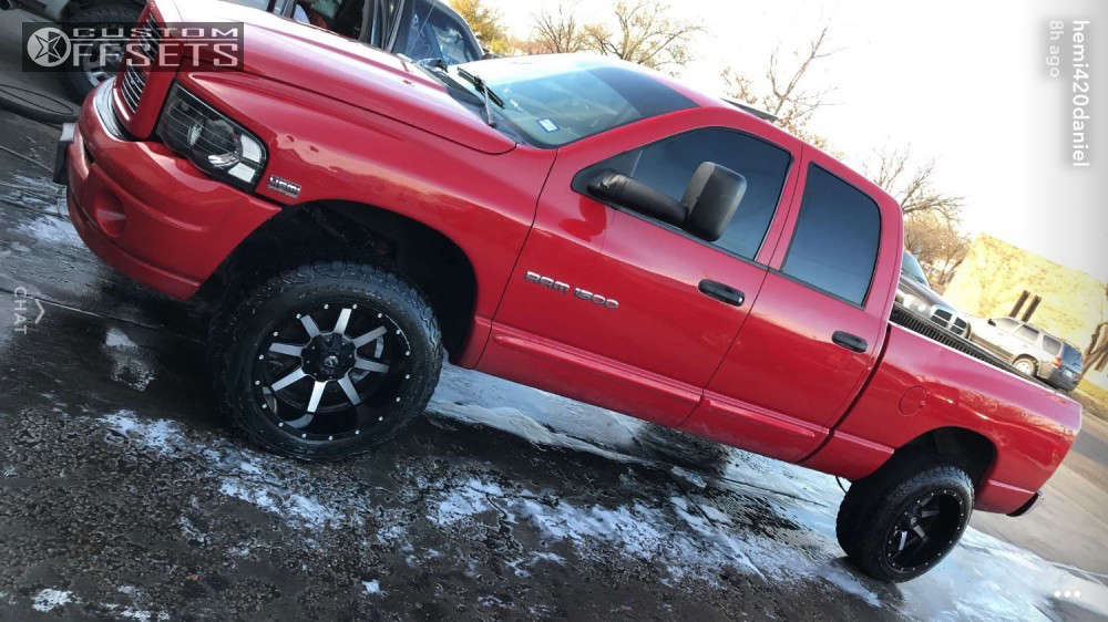 2005 Dodge Ram 1500 with 20x12 -44 Fuel Maverick D537 and 275/65R20 ...