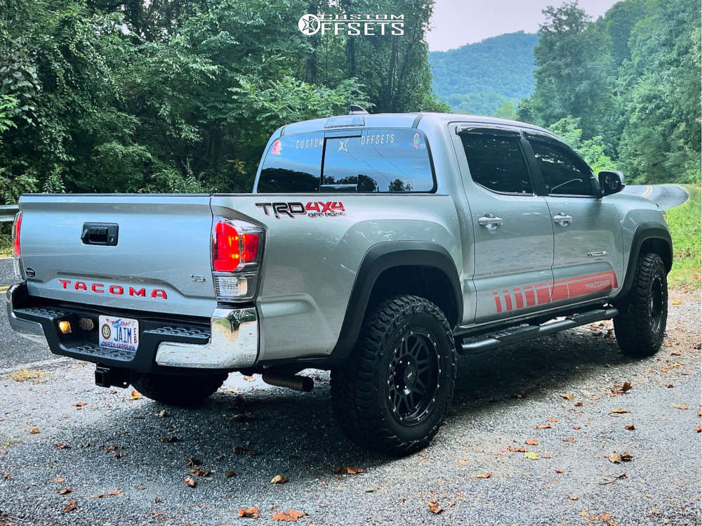 2021 Toyota Tacoma with 17x8 0 Pro Comp Series 05 and 265/70R17 Mickey ...