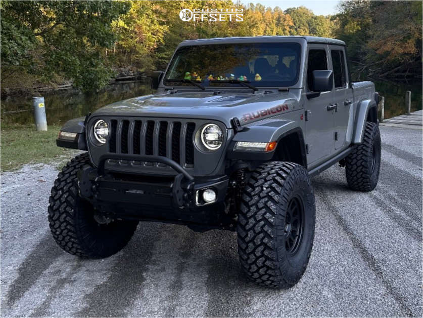 2023 Jeep Gladiator with 17x8.5 0 Method MR703 and 38/13.5R17 Nitto ...