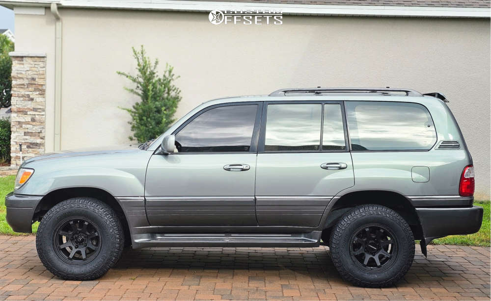 2001 Lexus LX470 with 17x9 0 Vision Flow and 33/12.5R17 Gladiator Xcomp ...