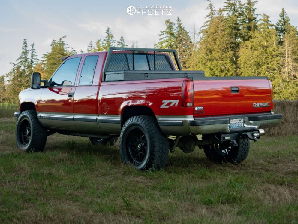 1998 Chevrolet K1500 with 20x10 -19 Gear Off-Road 761b and 35/12.5R20 ...