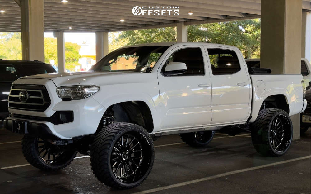 2021 Toyota Tacoma with 24x12 -44 Hardcore Offroad Hc24 and 33/13.5R24 ...