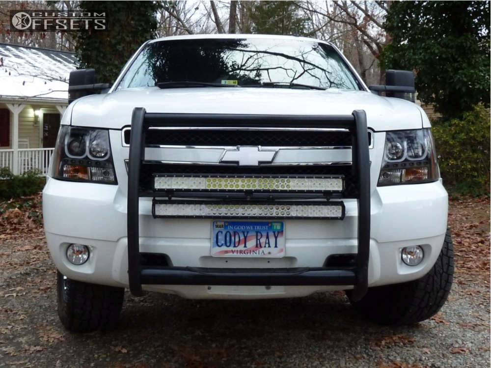 2007 Chevrolet Tahoe with 17x9 15 American Outlaw Buckshot and 285 ...