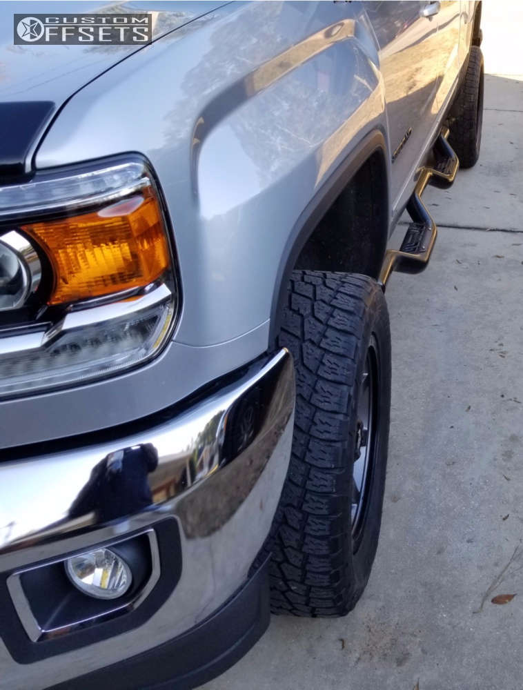2016 GMC Sierra 2500 HD with 20x9 1 Fuel Wildcat and 305/55R20 Nitto ...