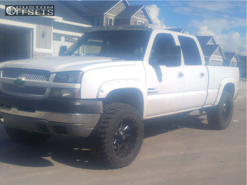 2003 Chevrolet Silverado 2500 HD with 20x10 -24 Fuel Maverick D538 and ...
