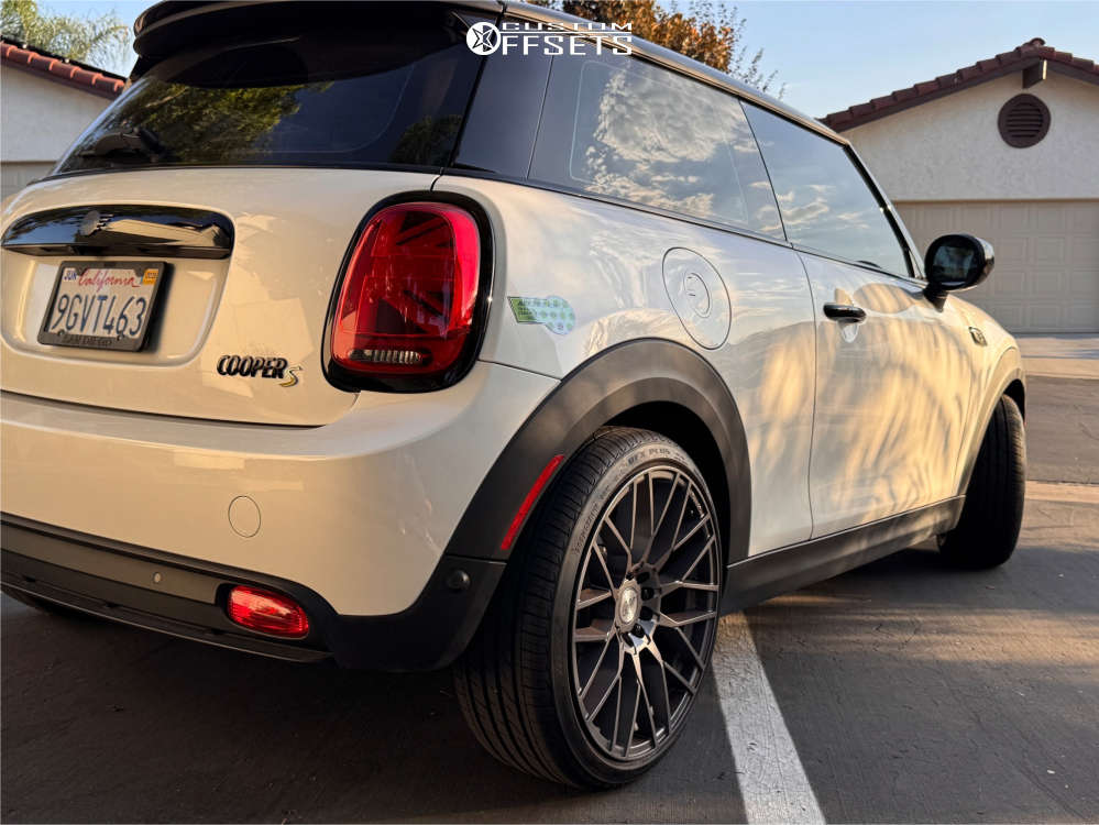 2024 Mini Cooper with 18x8 35 Mach Mp41 and 205/40R18 Lexani Rfx Plus ...