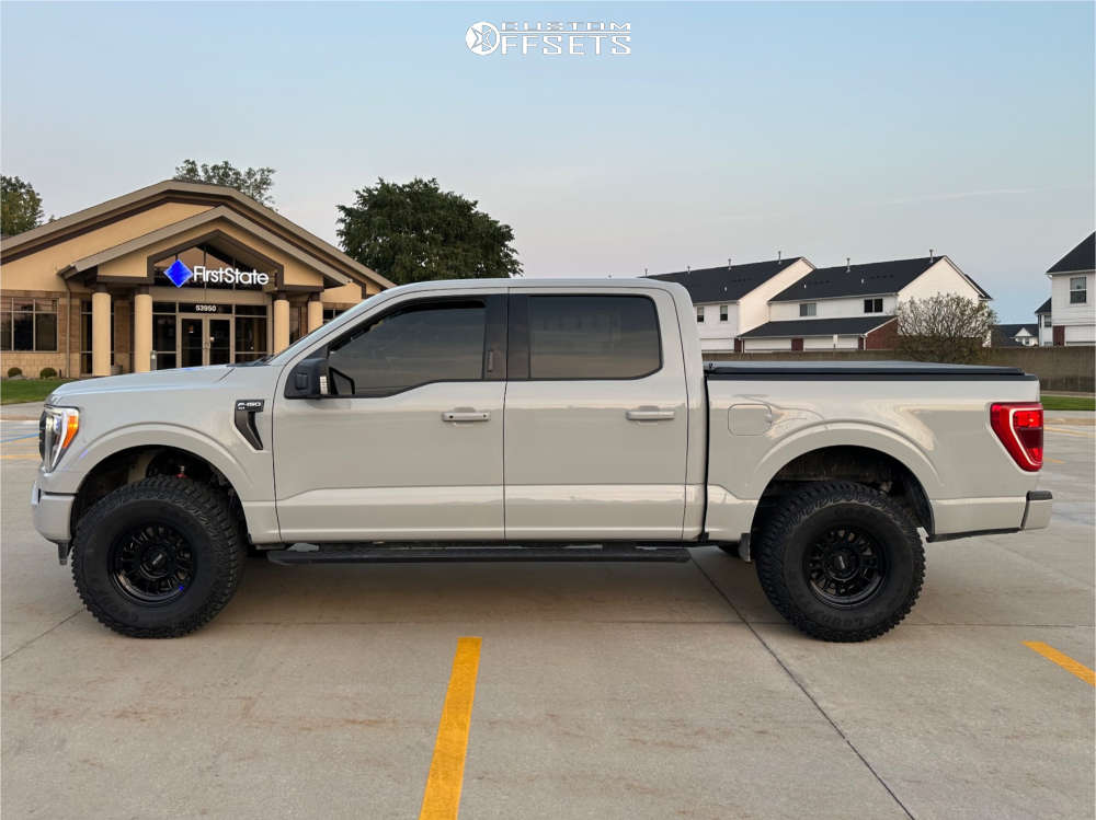 2023 Ford F-150 with 17x8.5 0 Method Mr318 and 315/70R17 Goodyear Wrangler Territory Mt and ...